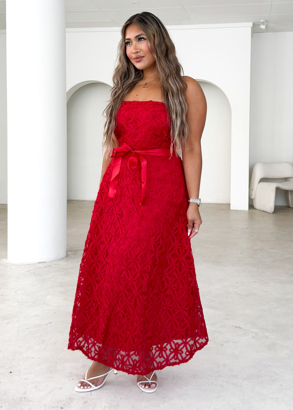 Maddy Strapless Midi Dress - Red – Gingham & Heels