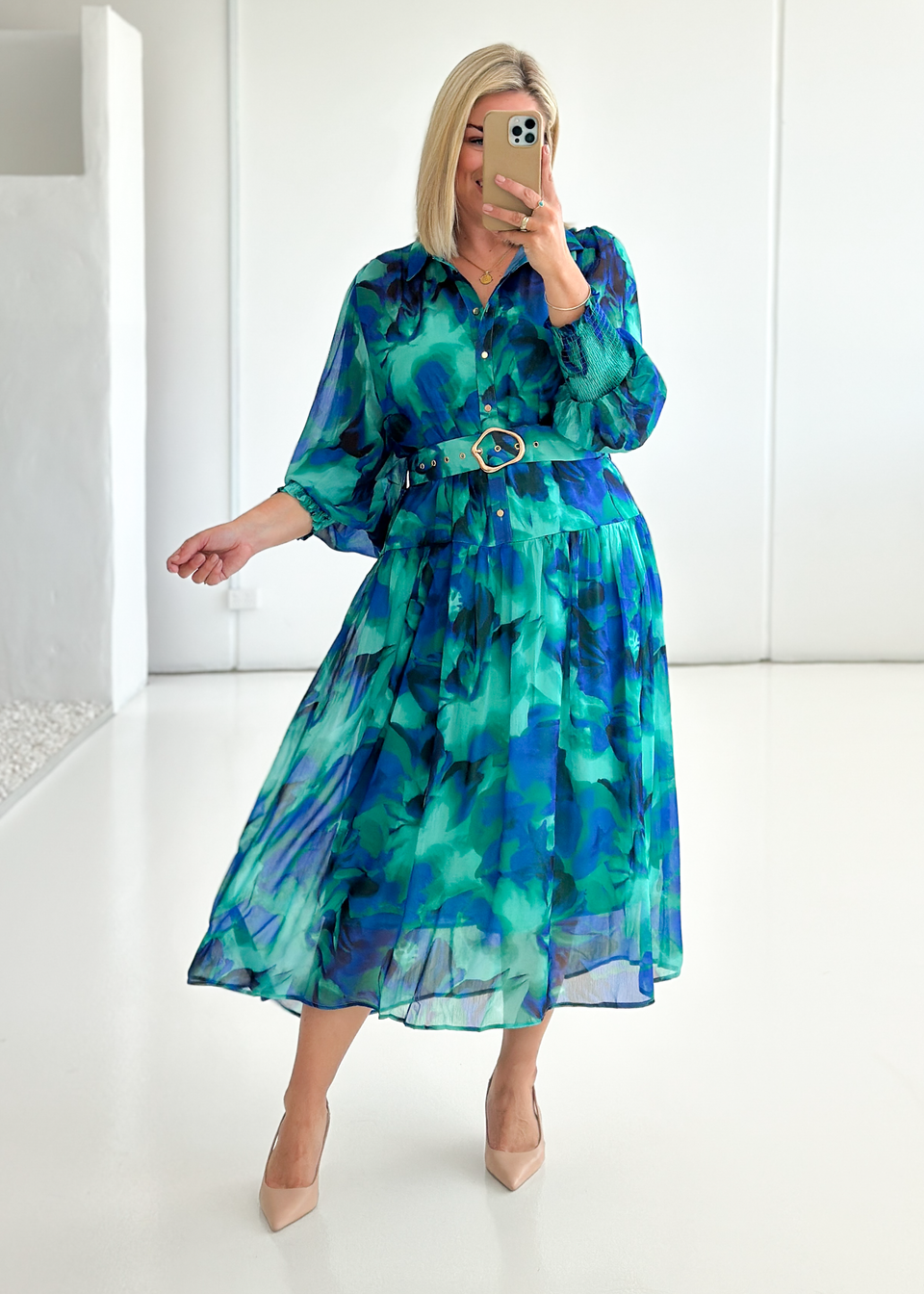 Aleera Midi Dress - Blue Floral – Gingham & Heels